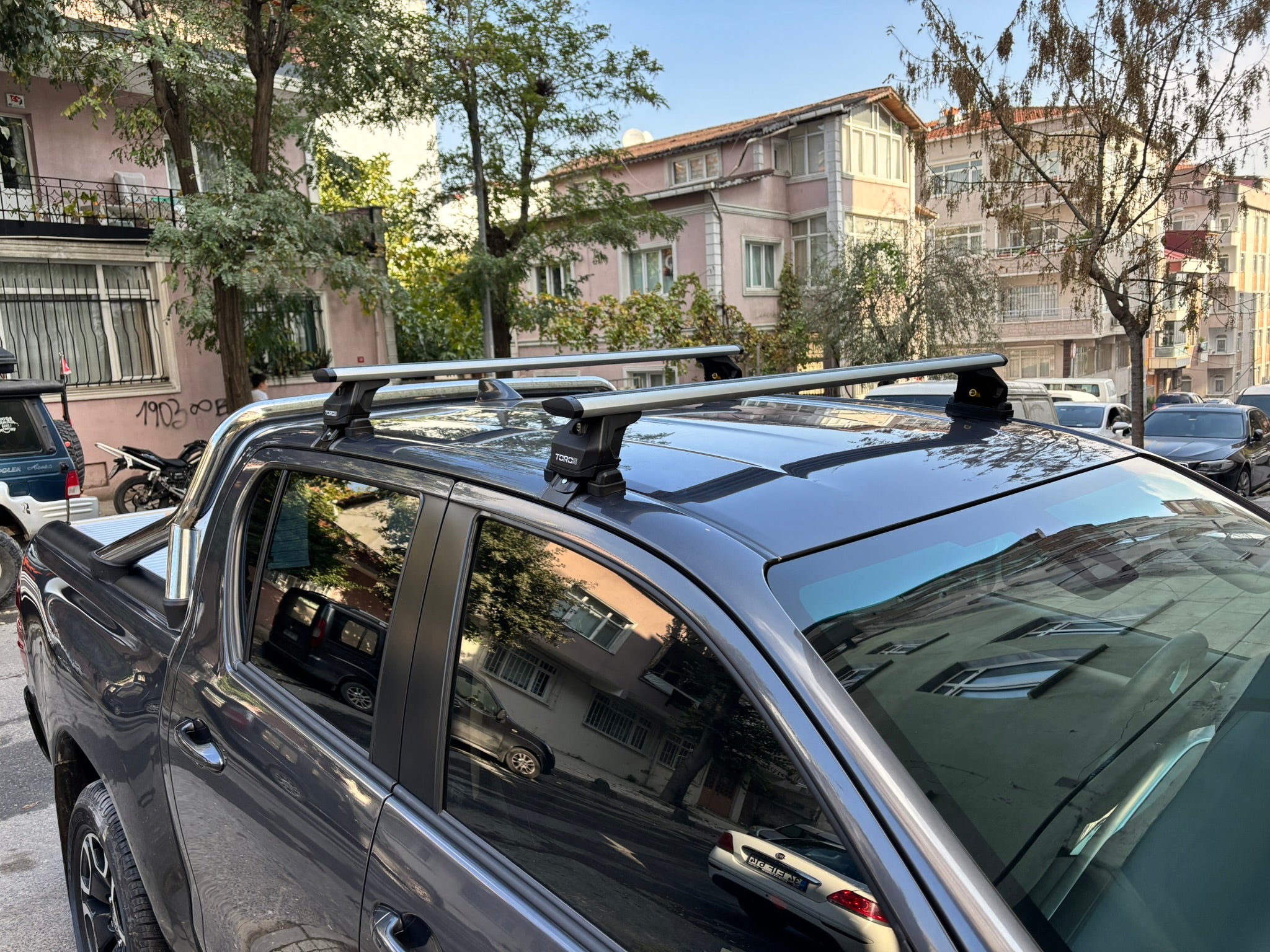 Toyota Hilux MK9 (2026-2027) Normal Roof Rack Cross Bars Silver – Paw ...